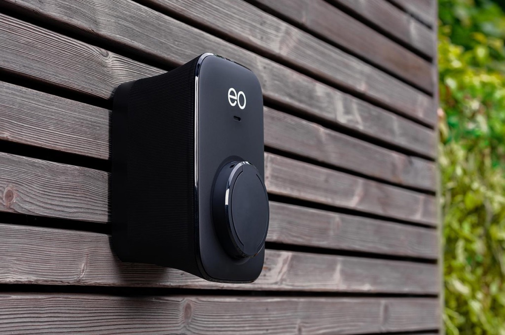 EO Mini Pro 3 Home Charger Review (Hive EV Charger Review ... EO Mini Pro 3 Home Charger Review (Hive EV Charger Review ...